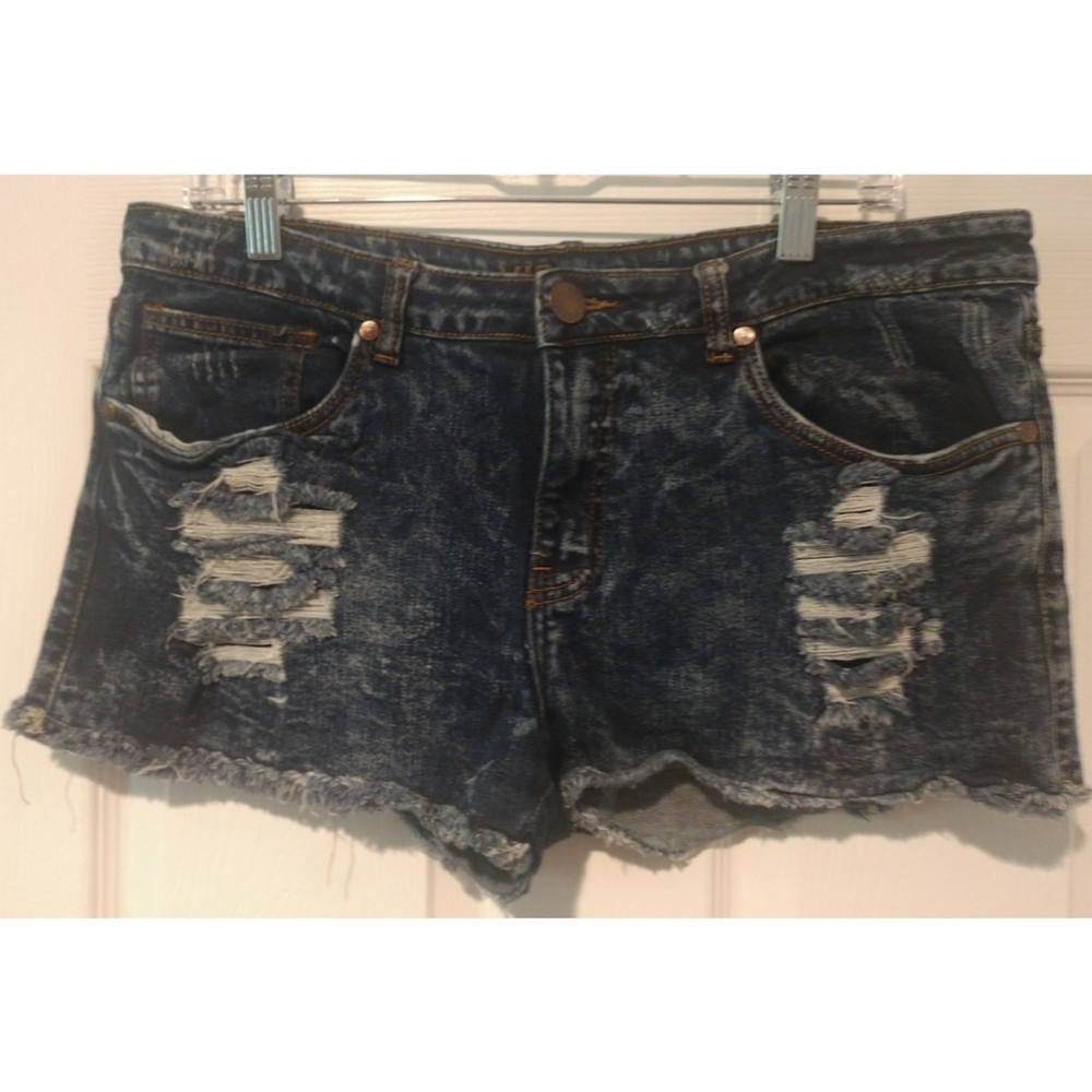 Vip Jeans (Shorts) - Gem